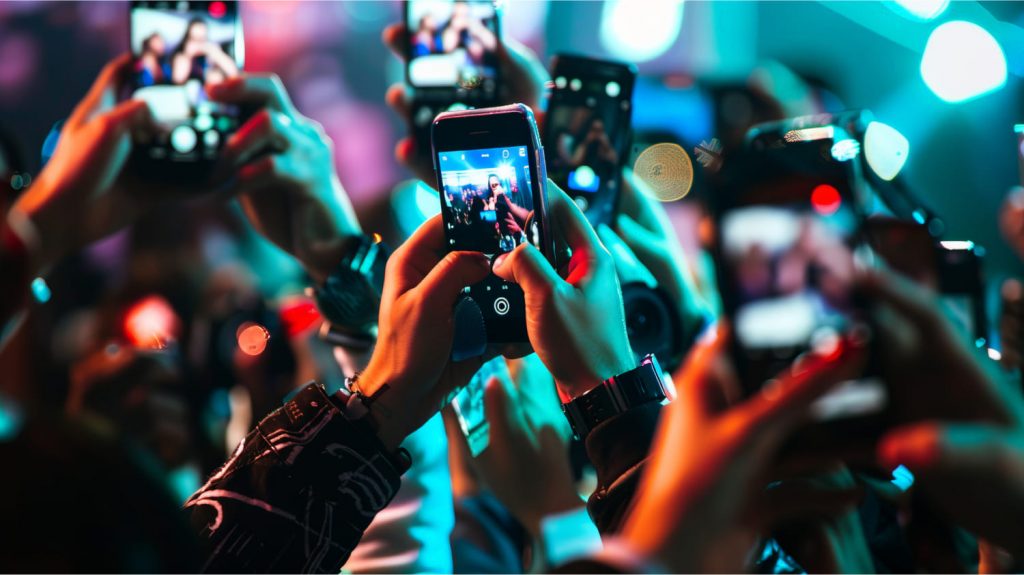 インフルエンサーとは？SNSでの影響力を解説｜株式会社DYM